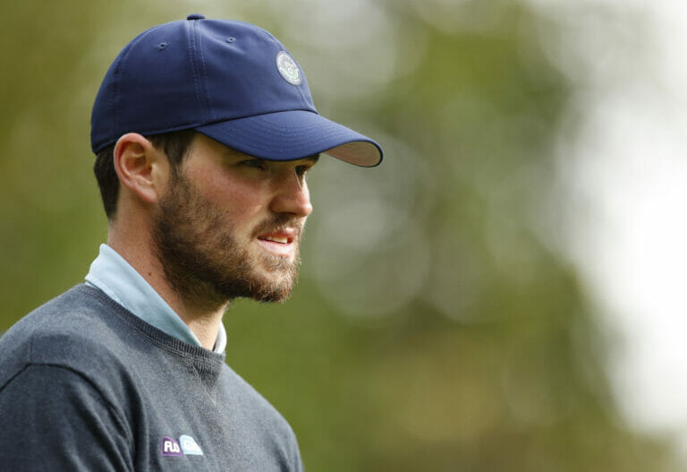 Sharvin struggles in the wind on moving day in Doha | Irish Golfer