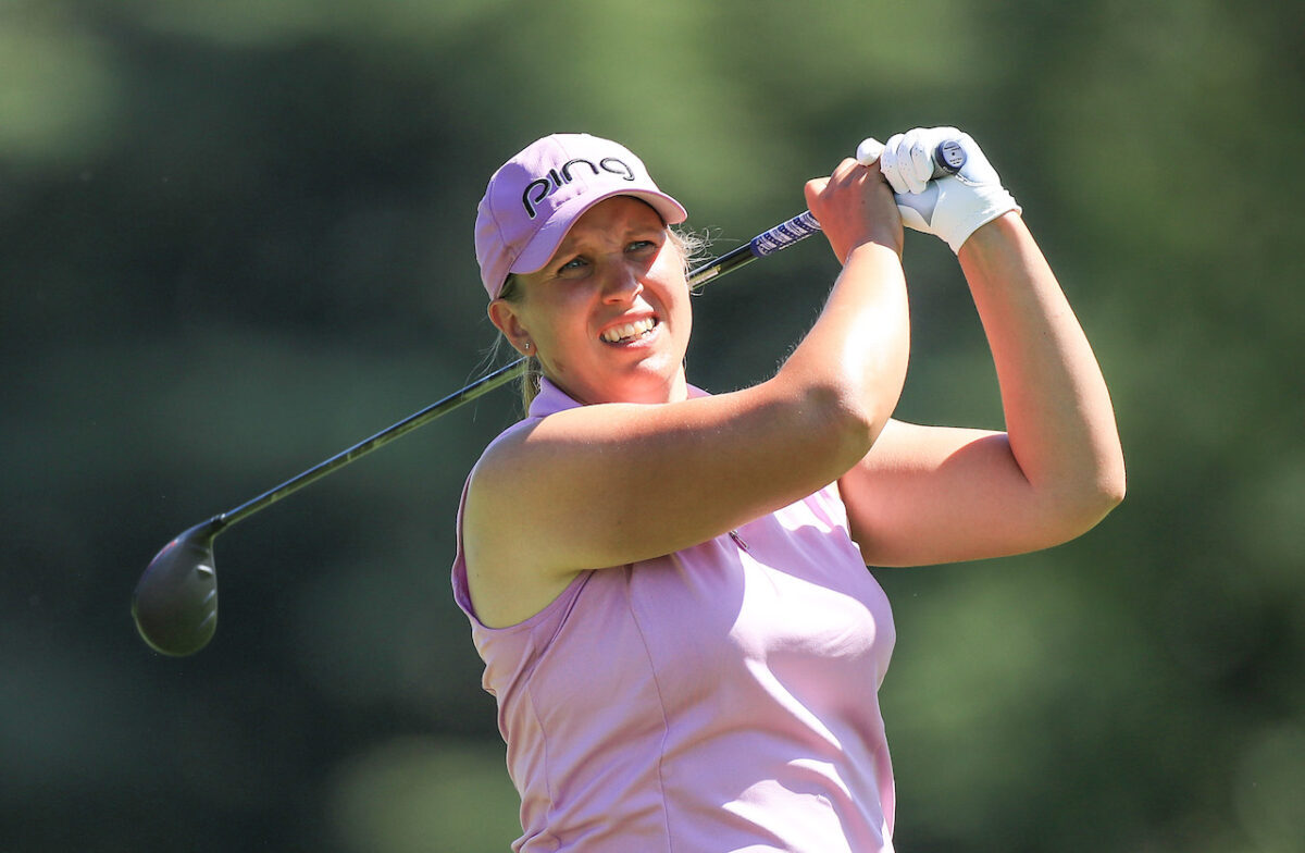 Experience shines through on boiling hot opening day in Singapore ...