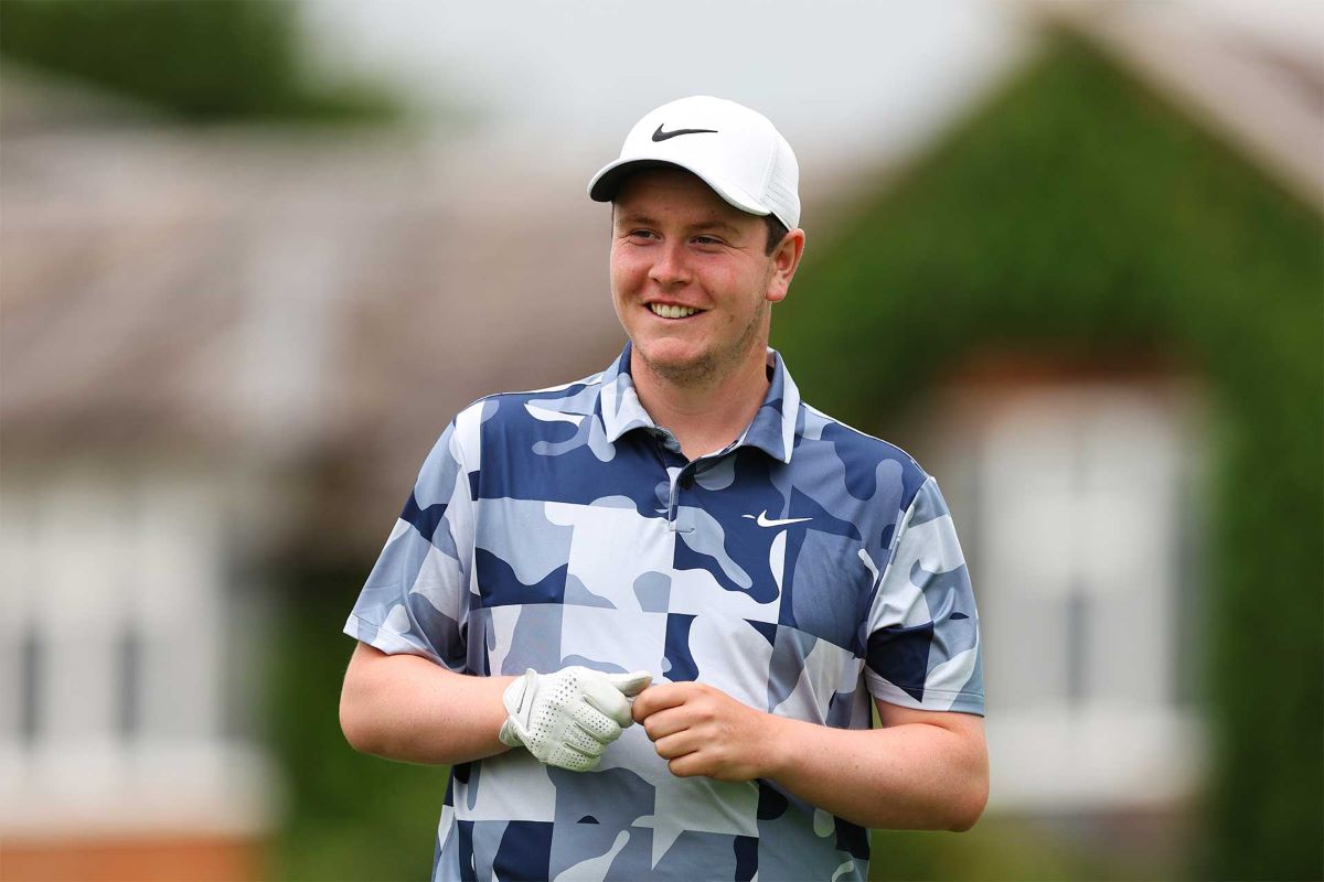 MacIntyre trolls US fans with Valspar caddie bib message - Irish Golfer Magazine